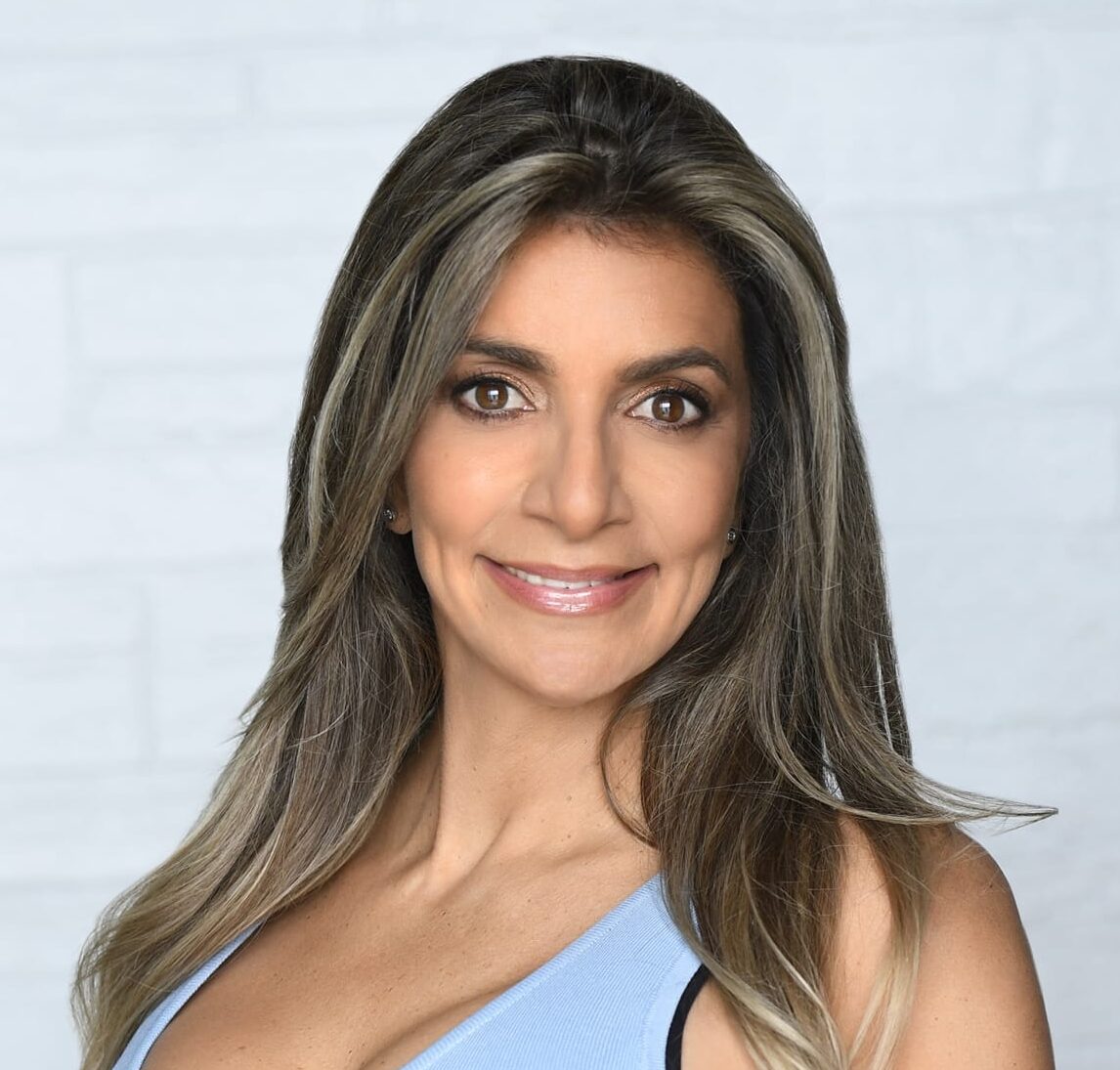 2502 NE 6th Ave Introducing Mireya Mora: Your Miami Beach Waterfront ...